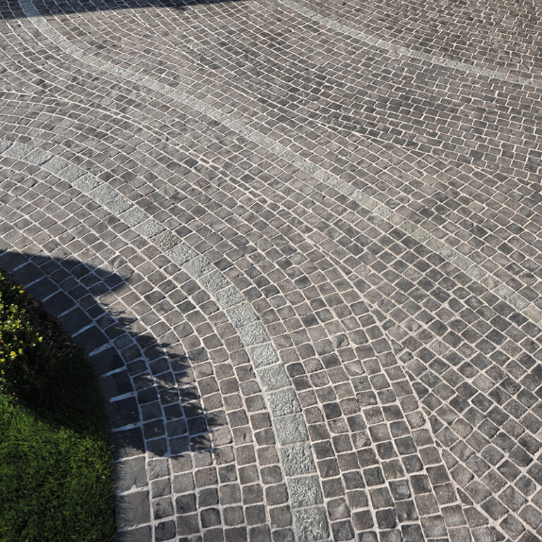 Basalt Pflastersteine - Rössle AG - Natursteine